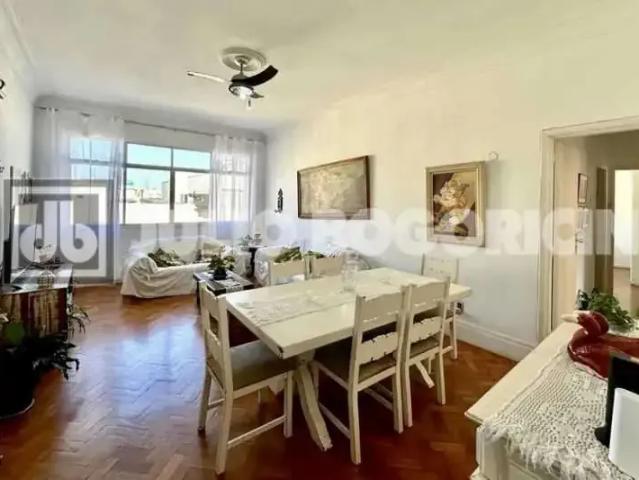 Apartamento para Venda em Rio de Janeiro/RJ Copacabana 3 Quartos
