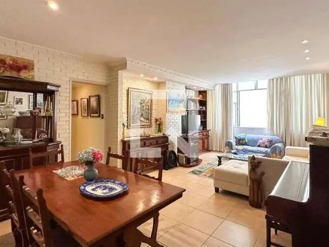 Apartamento para Venda em Rio de Janeiro/RJ Copacabana 3 Quartos