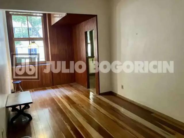 Apartamento para Venda em Rio de Janeiro/RJ Copacabana 3 Quartos