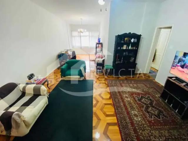 Apartamento para Venda em Rio de Janeiro/RJ Copacabana 3 Quartos