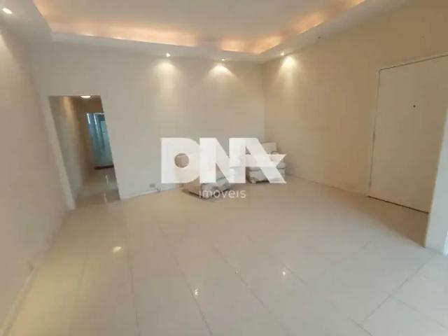 Apartamento para Venda em Rio de Janeiro/RJ Copacabana 3 Quartos
