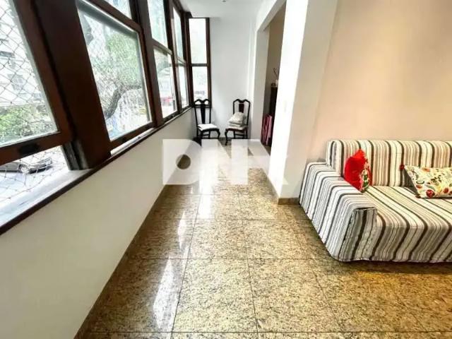 Apartamento para Venda em Rio de Janeiro/RJ Copacabana 3 Quartos