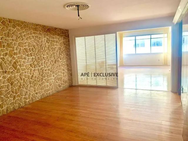 Apartamento para Venda em Rio de Janeiro/RJ Copacabana 3 Quartos