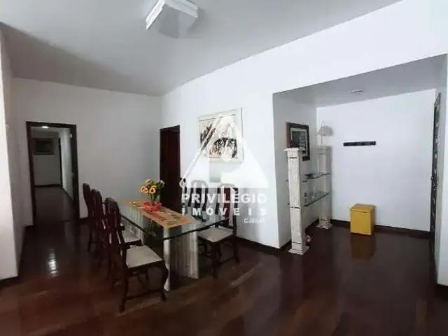 Apartamento para Venda em Rio de Janeiro/RJ Copacabana 3 Quartos