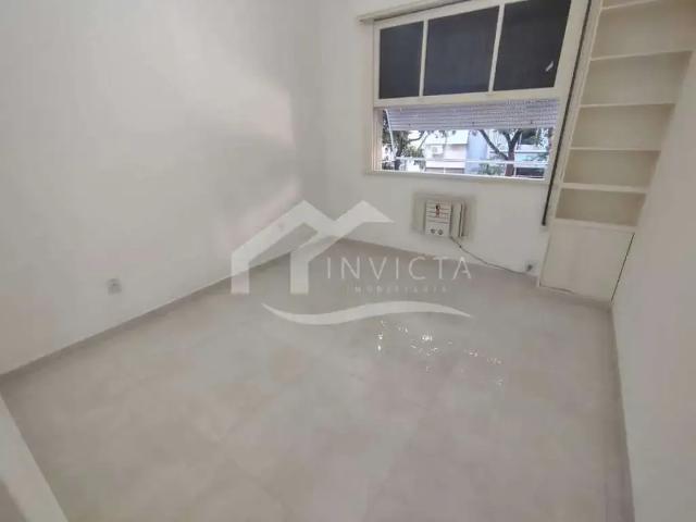 Apartamento para Venda em Rio de Janeiro/RJ Copacabana 3 Quartos