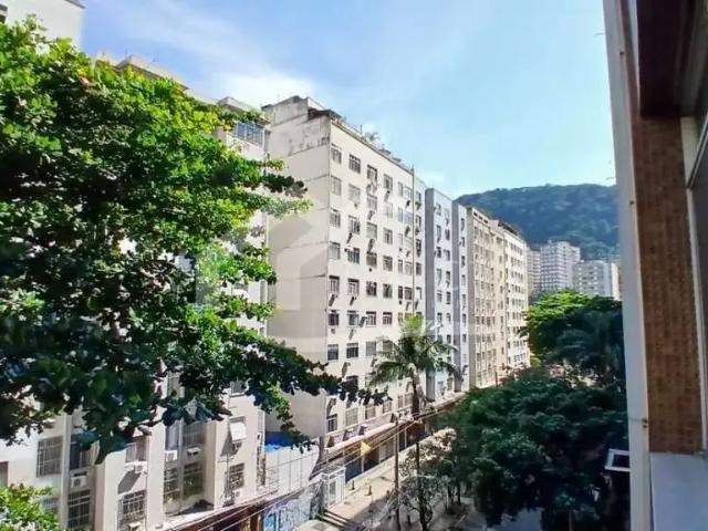 Apartamento para Venda em Rio de Janeiro/RJ Copacabana 3 Quartos
