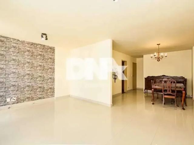 Apartamento para Venda em Rio de Janeiro/RJ Copacabana 3 Quartos