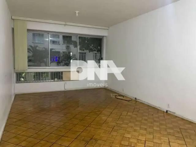 Apartamento para Venda em Rio de Janeiro/RJ Copacabana 3 Quartos