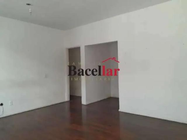 Apartamento para Venda em Rio de Janeiro/RJ Copacabana 3 Quartos