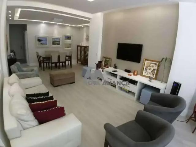 Apartamento para Venda em Rio de Janeiro/RJ Copacabana 3 Quartos