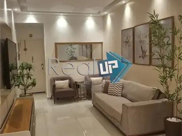 Apartamento para Venda em Rio de Janeiro/RJ Copacabana 3 Quartos