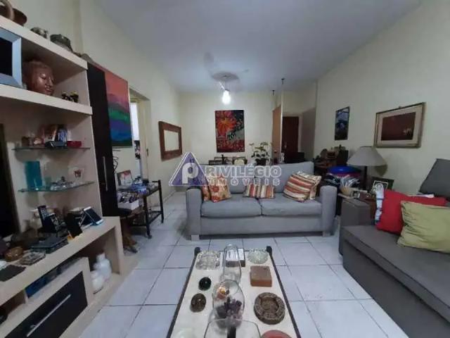 Apartamento para Venda em Rio de Janeiro/RJ Copacabana 3 Quartos
