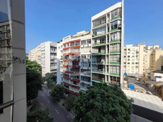 Apartamento para Venda em Rio de Janeiro/RJ Copacabana 3 Quartos