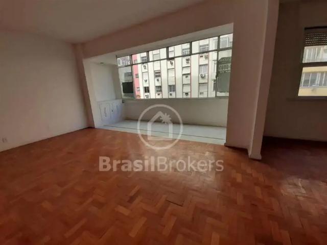 Apartamento para Venda em Rio de Janeiro/RJ Copacabana 3 Quartos