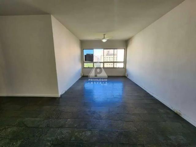 Apartamento para Venda em Rio de Janeiro/RJ Copacabana 3 Quartos