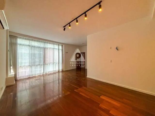 Apartamento para Venda em Rio de Janeiro/RJ Copacabana 3 Quartos