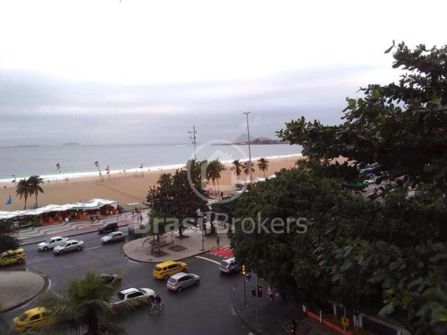 Apartamento para Venda em Rio de Janeiro/RJ Copacabana 3 Quartos