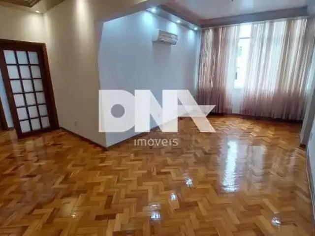 Apartamento para Venda em Rio de Janeiro/RJ Copacabana 3 Quartos