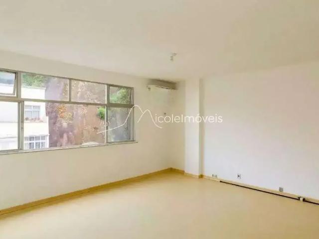 Apartamento para Venda em Rio de Janeiro/RJ Copacabana 3 Quartos