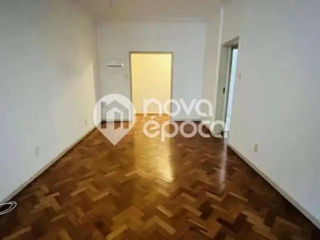 Apartamento para Venda em Rio de Janeiro/RJ Copacabana 3 Quartos