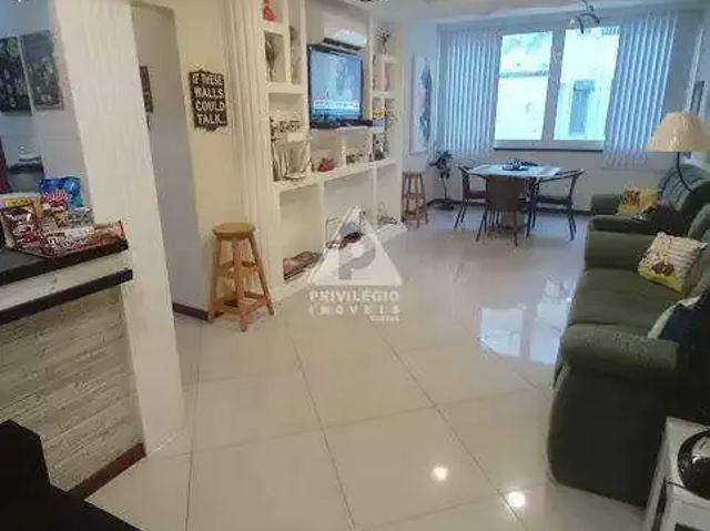 Apartamento para Venda em Rio de Janeiro/RJ Copacabana 3 Quartos