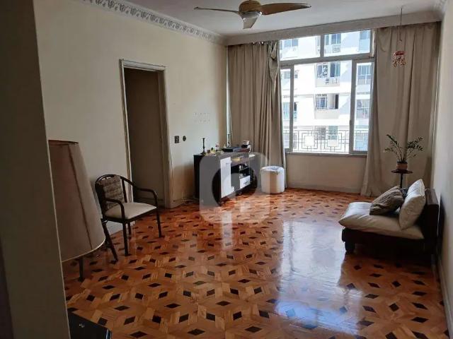 Apartamento para Venda em Rio de Janeiro/RJ Copacabana 3 Quartos