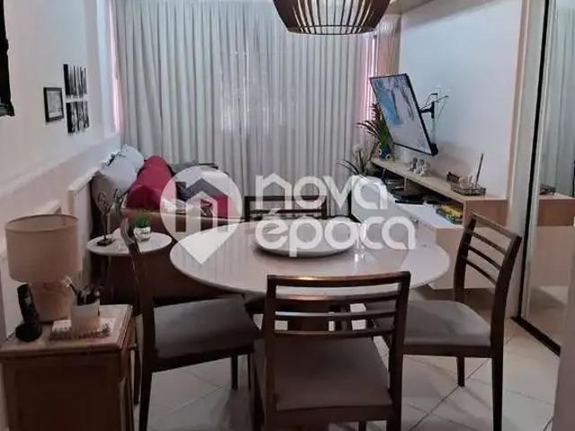 Apartamento para Venda em Rio de Janeiro/RJ Copacabana 3 Quartos