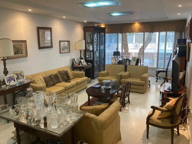 Apartamento para Venda em Rio de Janeiro/RJ Copacabana 3 Quartos