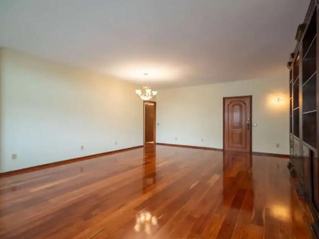 Apartamento para Venda em Rio de Janeiro/RJ Copacabana 3 Quartos