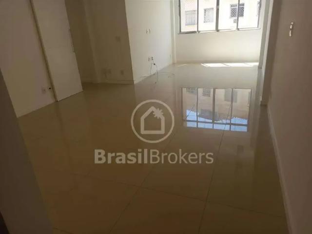 Apartamento para Venda em Rio de Janeiro/RJ Copacabana 3 Quartos