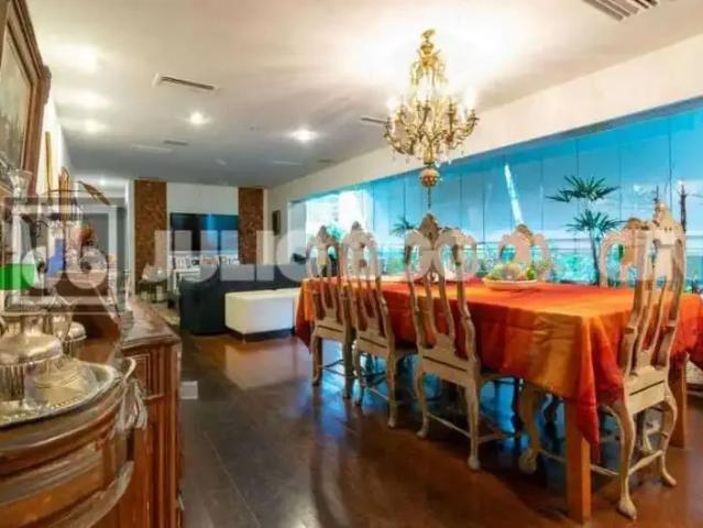 Apartamento para Venda em Rio de Janeiro/RJ Copacabana 3 Quartos