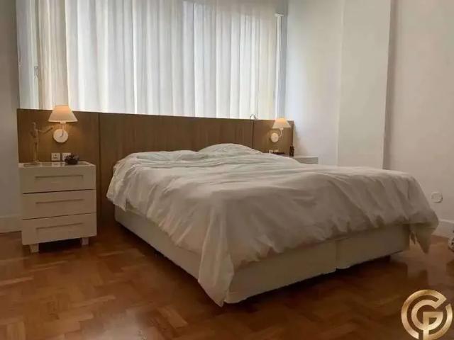 Apartamento para Venda em Rio de Janeiro/RJ Copacabana 3 Quartos