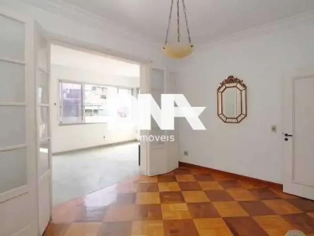 Apartamento para Venda em Rio de Janeiro/RJ Copacabana 3 Quartos