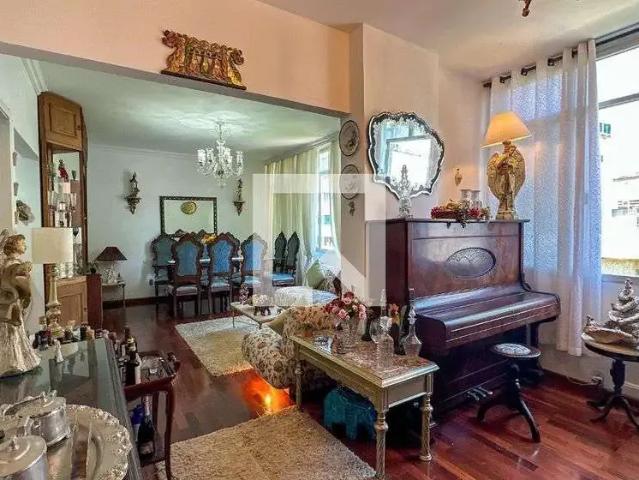 Apartamento para Venda em Rio de Janeiro/RJ Copacabana 3 Quartos