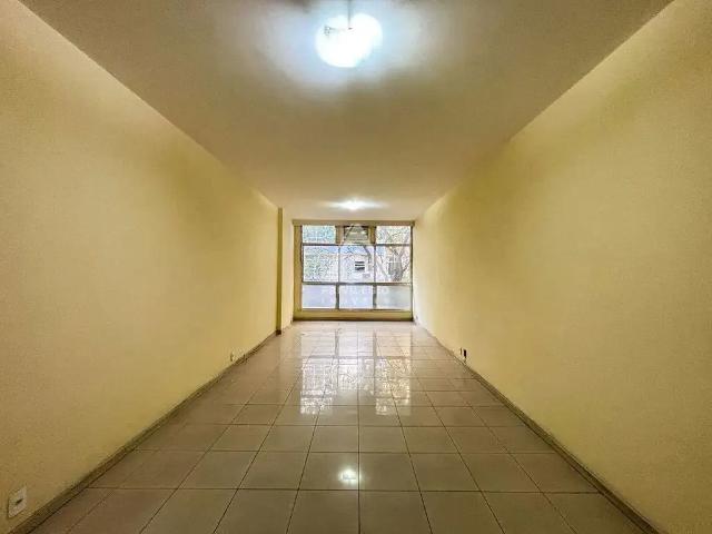 Apartamento para Venda em Rio de Janeiro/RJ Copacabana 3 Quartos