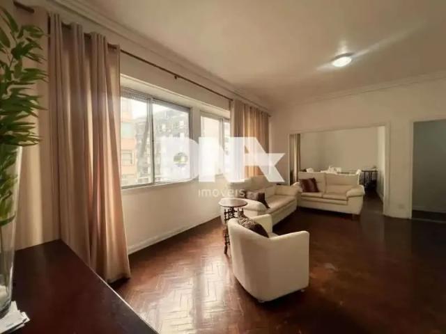 Apartamento para Venda em Rio de Janeiro/RJ Copacabana 3 Quartos