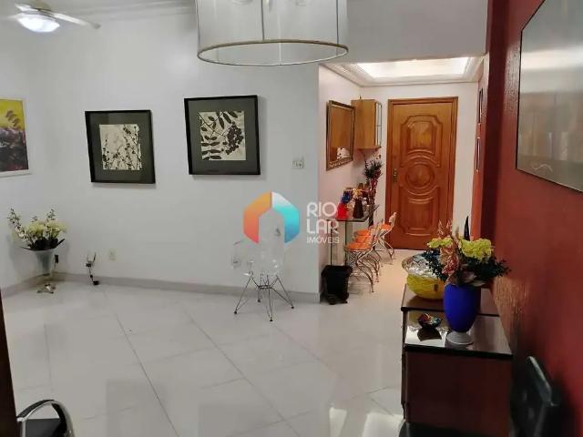 Apartamento para Venda em Rio de Janeiro/RJ Copacabana 3 Quartos