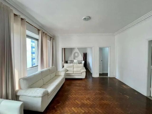 Apartamento para Venda em Rio de Janeiro/RJ Copacabana 3 Quartos