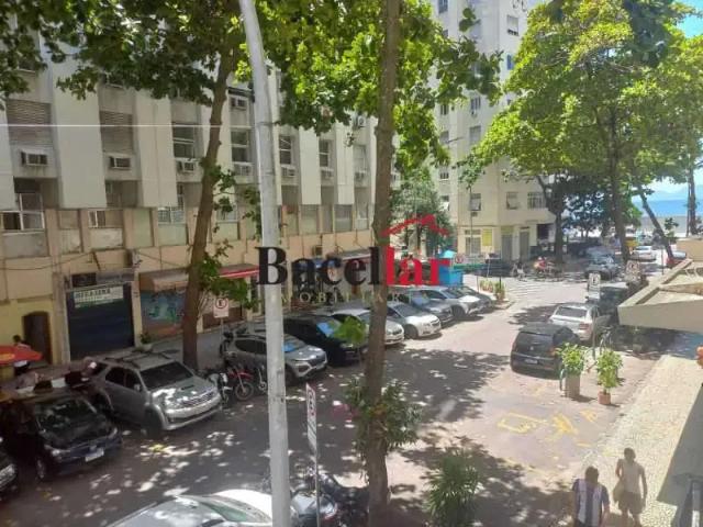 Apartamento para Venda em Rio de Janeiro/RJ Copacabana 3 Quartos