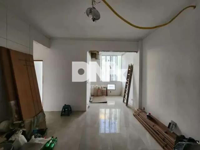 Apartamento para Venda em Rio de Janeiro/RJ Copacabana 3 Quartos