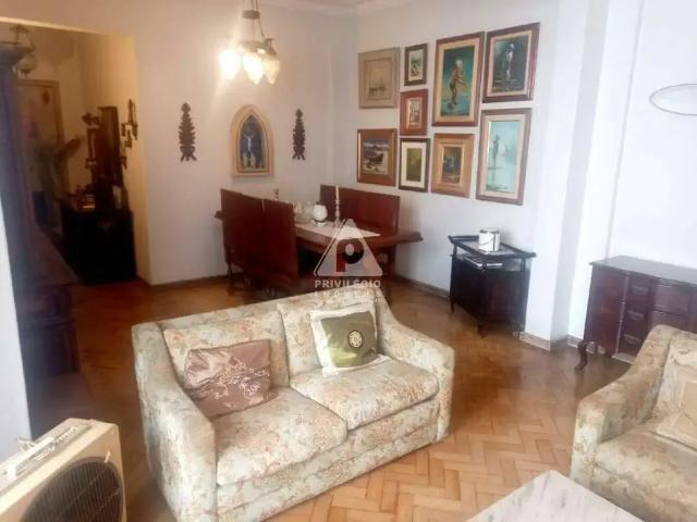 Apartamento para Venda em Rio de Janeiro/RJ Copacabana 3 Quartos