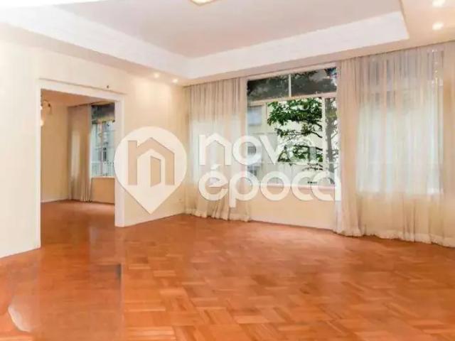 Apartamento para Venda em Rio de Janeiro/RJ Copacabana 3 Quartos