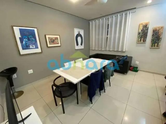 Apartamento para Venda em Rio de Janeiro/RJ Copacabana 3 Quartos