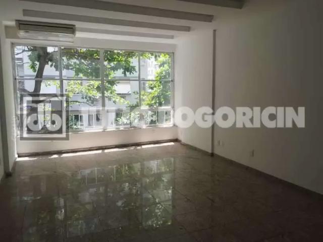 Apartamento para Venda em Rio de Janeiro/RJ Copacabana 3 Quartos