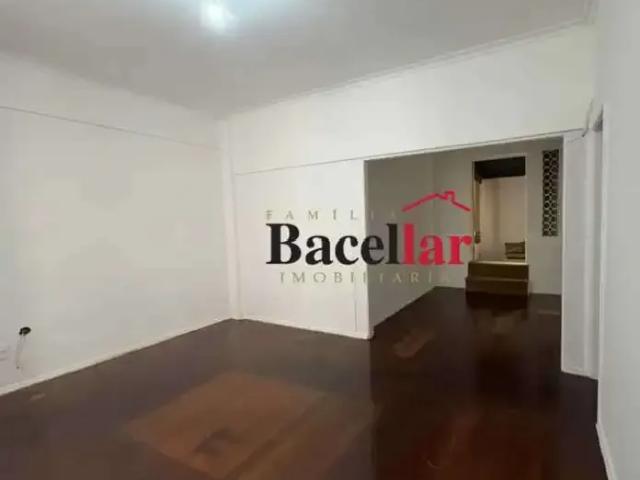 Apartamento para Venda em Rio de Janeiro/RJ Copacabana 3 Quartos