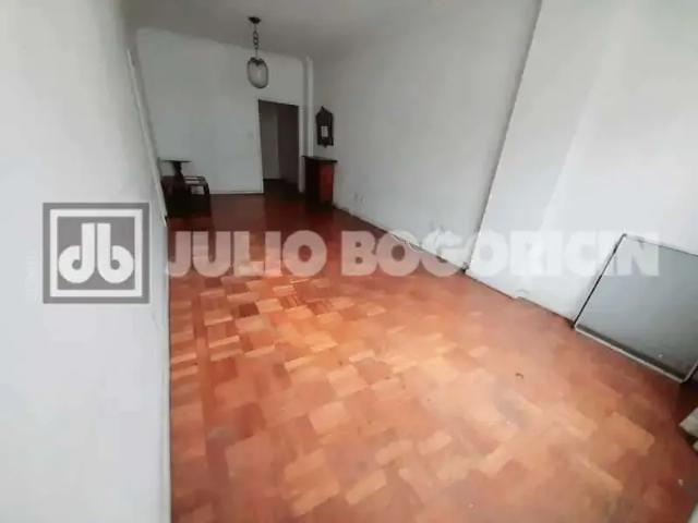 Apartamento para Venda em Rio de Janeiro/RJ Copacabana 3 Quartos
