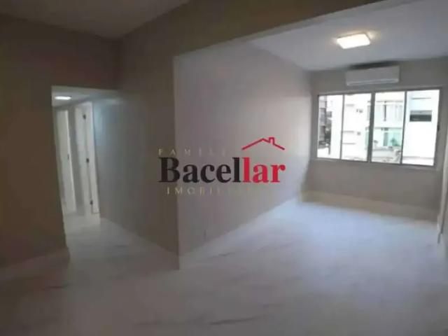 Apartamento para Venda em Rio de Janeiro/RJ Copacabana 3 Quartos