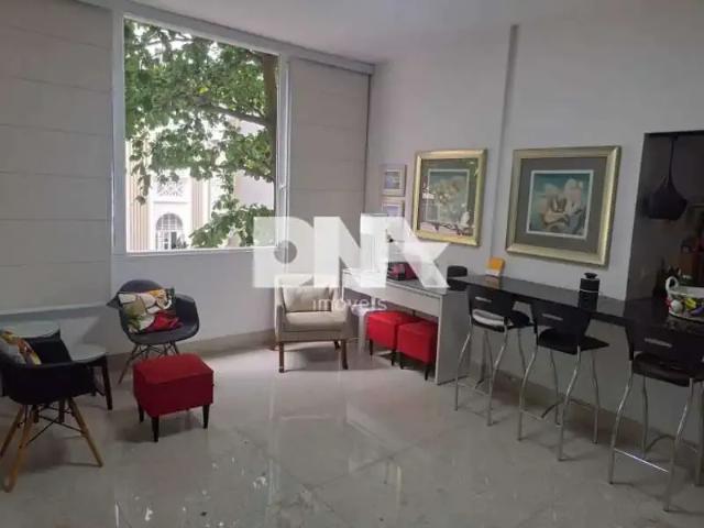 Apartamento para Venda em Rio de Janeiro/RJ Copacabana 3 Quartos