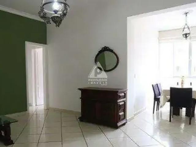 Apartamento para Venda em Rio de Janeiro/RJ Copacabana 3 Quartos