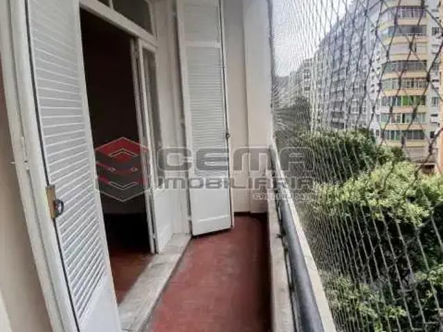 Apartamento para Venda em Rio de Janeiro/RJ Copacabana 3 Quartos